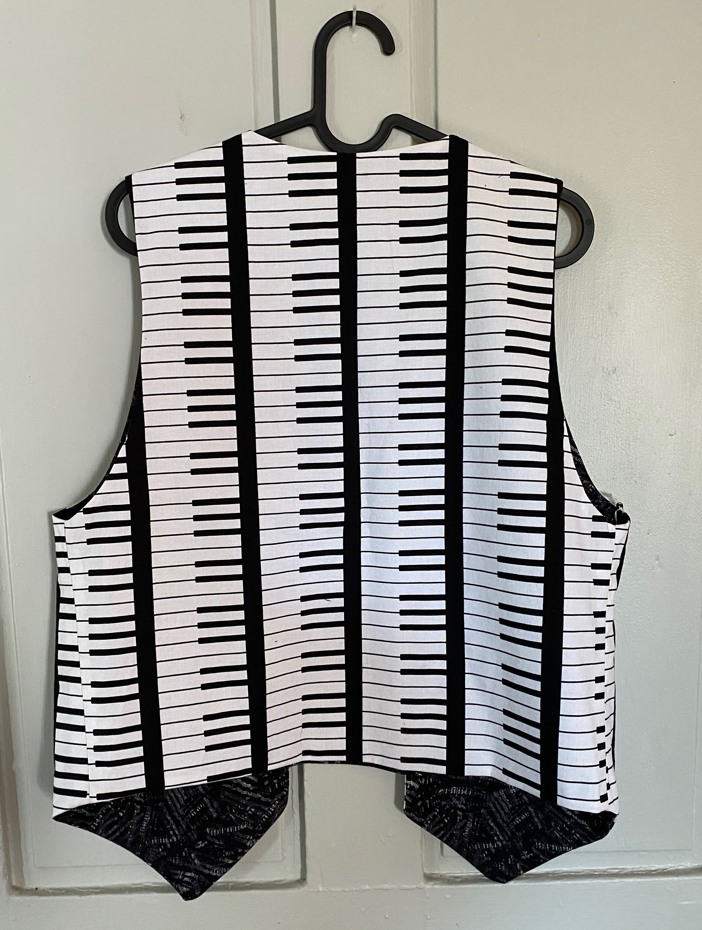 Vesties Piano Keys Muted Music Notes Reverse on Black Men's Woman's ...