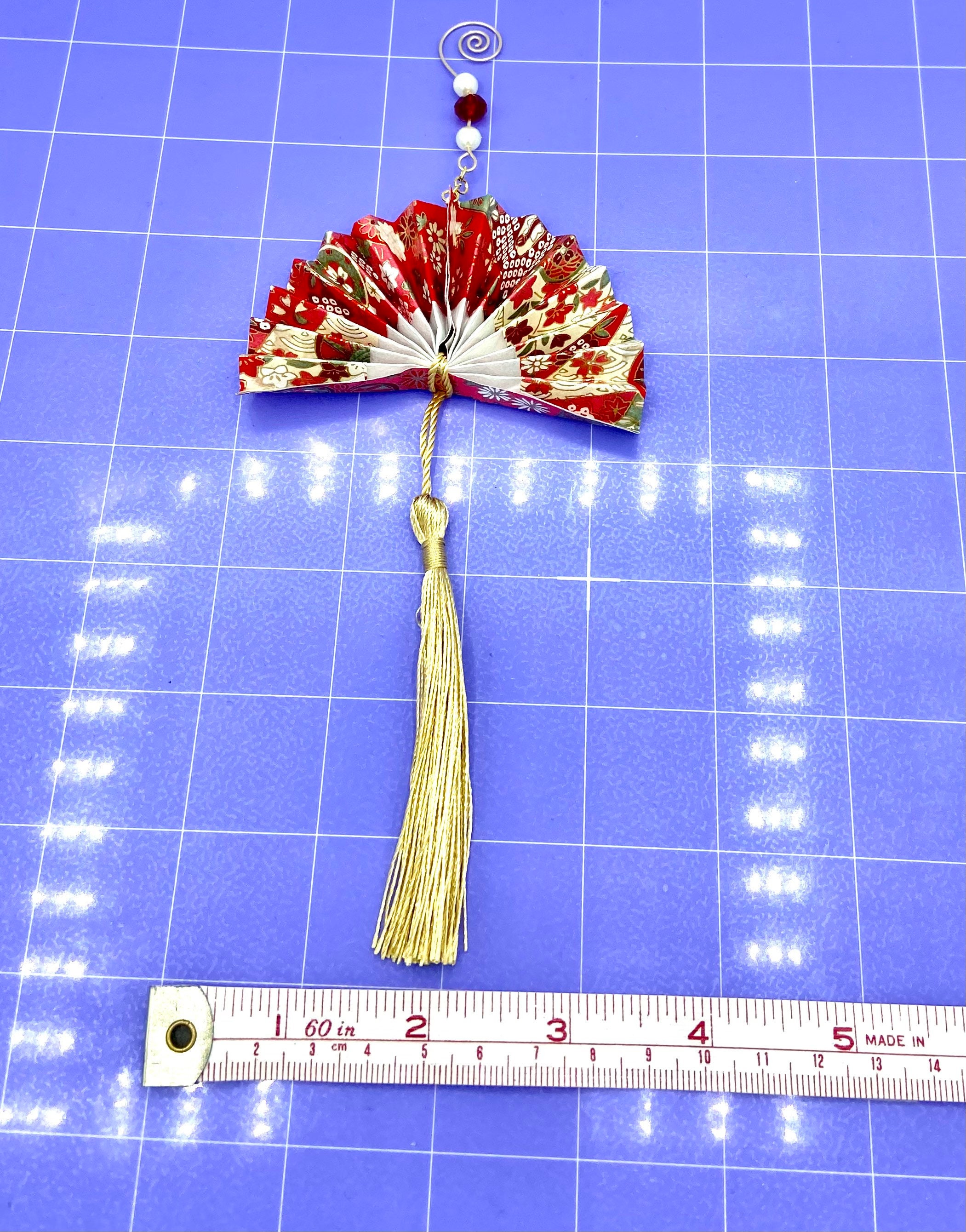 Red and White Origami Japanese Folding Fan Sensu Ornament, Origami ...