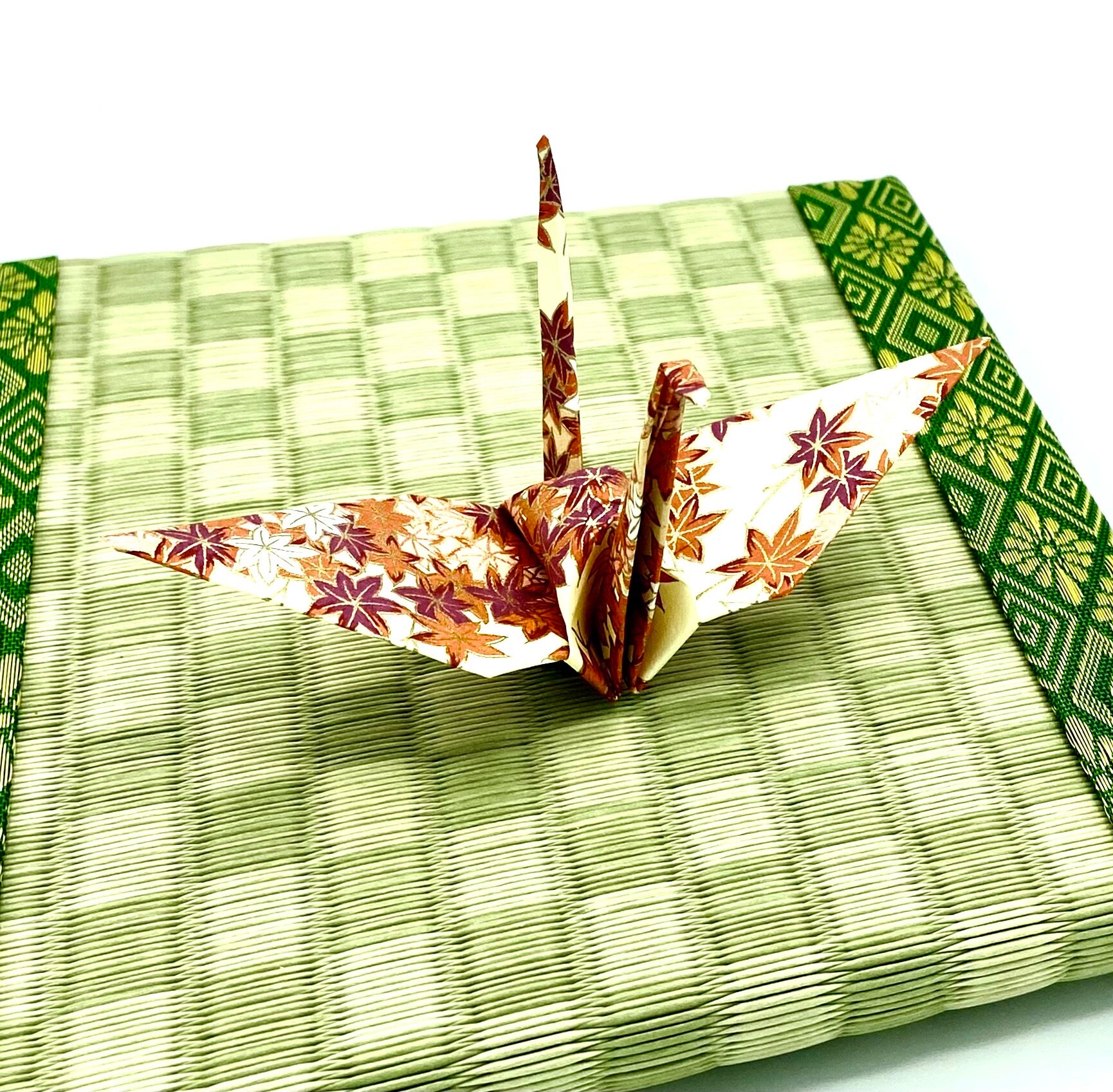 White Momiji Maple Leaves Origami Crane , Prayer Origami Crane ...
