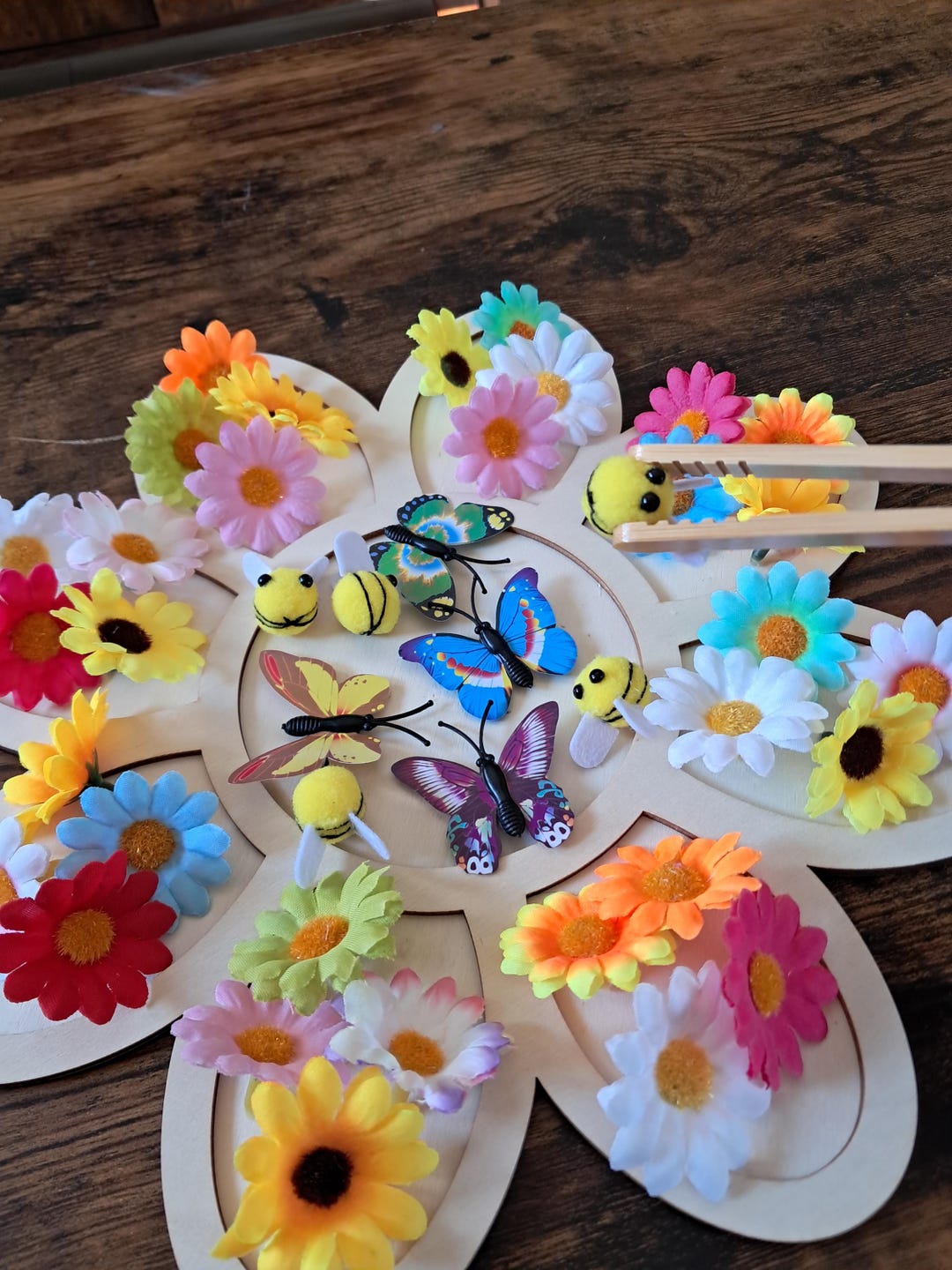 Montessori Flower Tray, Spring Theme, Insects, Butterflies, Bees ...
