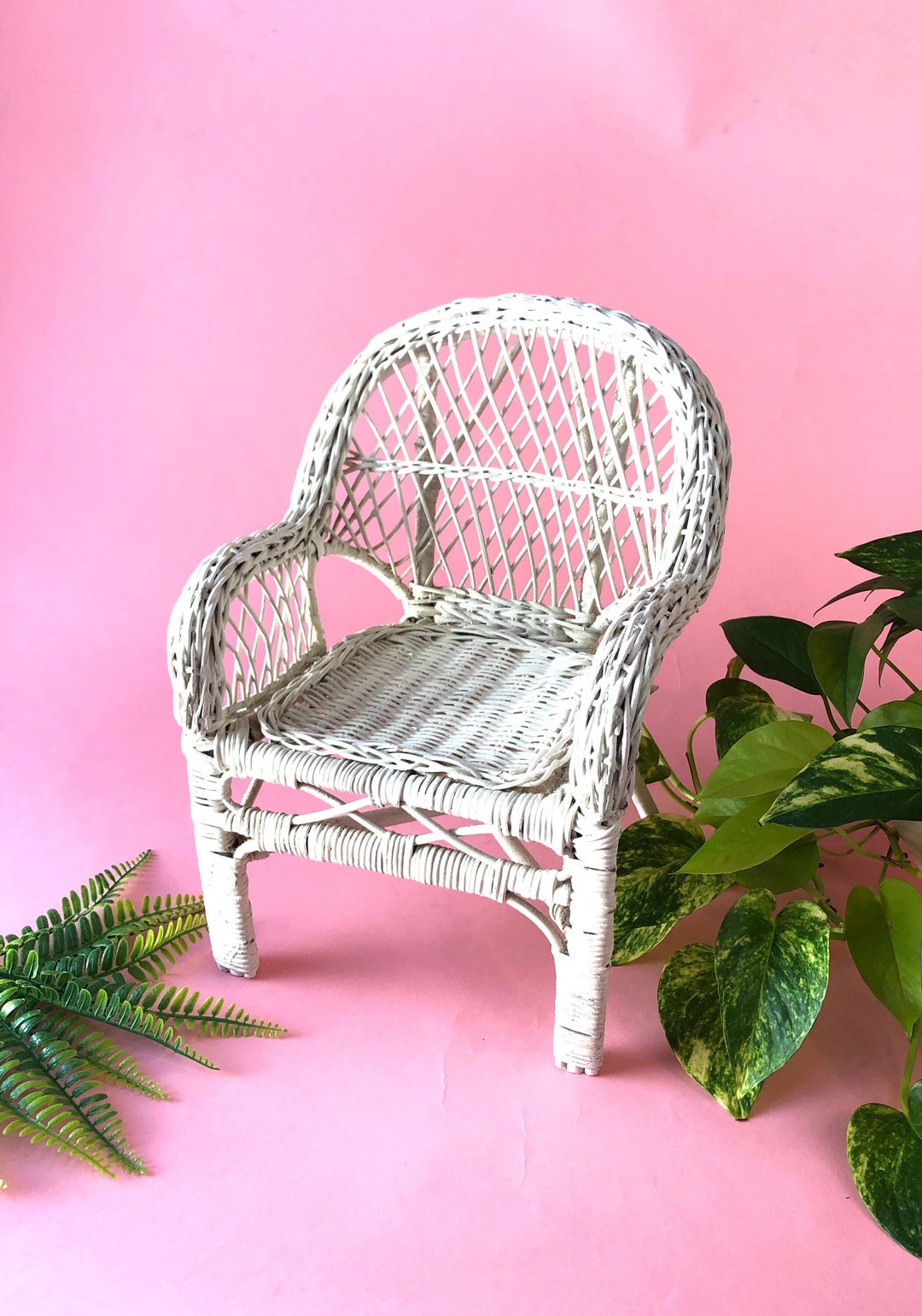 Vintage 12" White WICKER Doll CHAIR 70s 80s Victorian Style Plant Stand ...