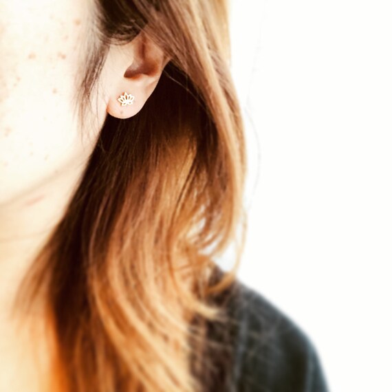 Lotus Stud Earrings Lotus Flower Jewelry Flower Earrings Gold Lotus Stud Earrings Dainty Minimalist Jewelry Holiday Gift Ideas Etsy