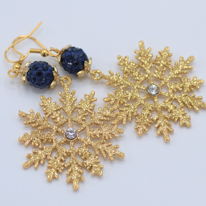 Snowflake Earrings - Etsy