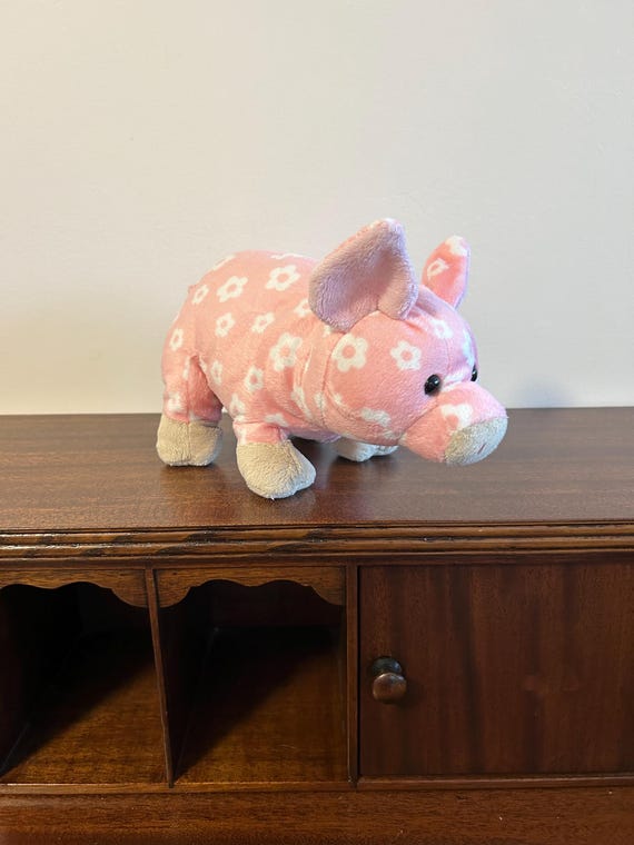 Webkinz daisy pig store