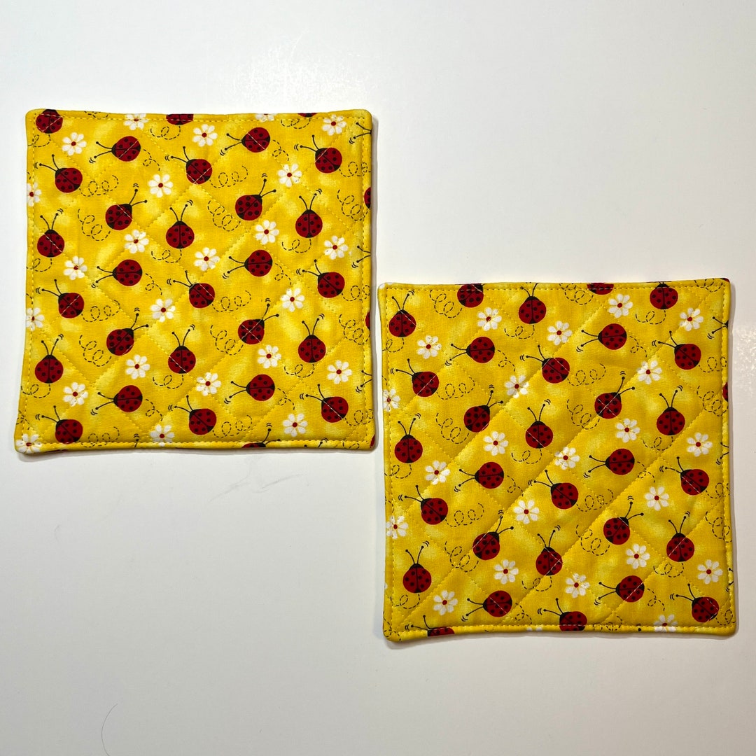 Yellow and Red Lady Bug Print Pot Holders Set of 2 - Etsy