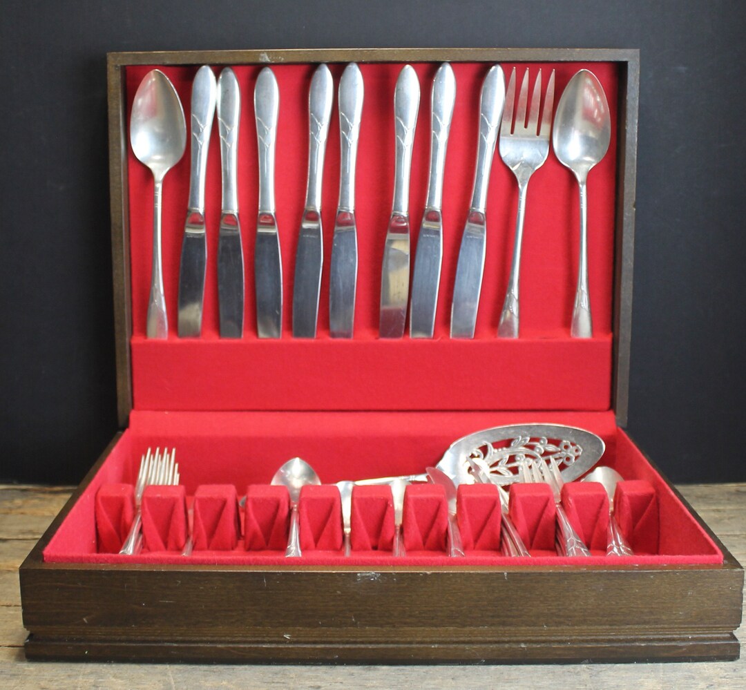 Vintage 50 Piece Community Silver Plate Elegant Lady Hamilton Pattern ...