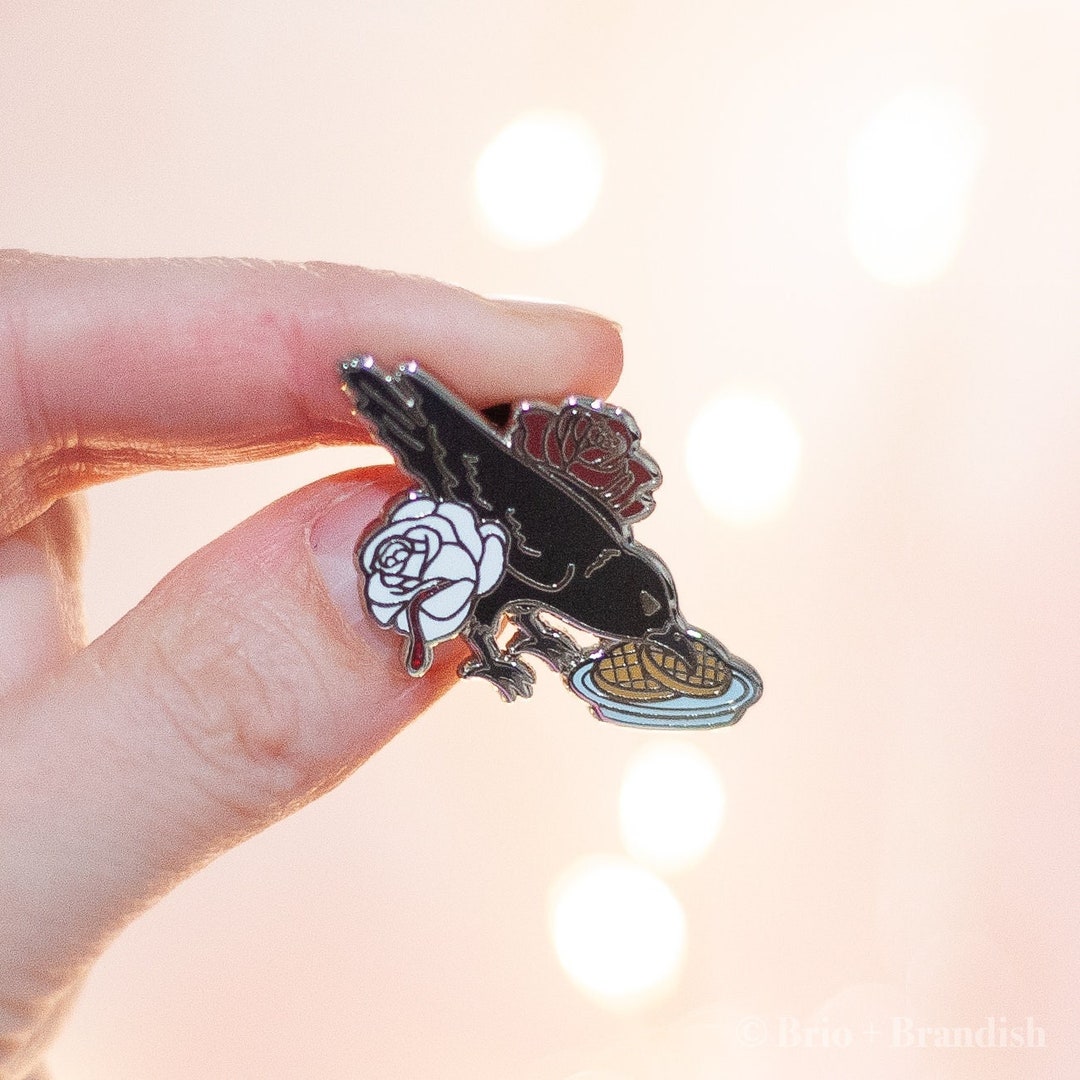 Six of Crows Enamel Pin - NINA - Etsy