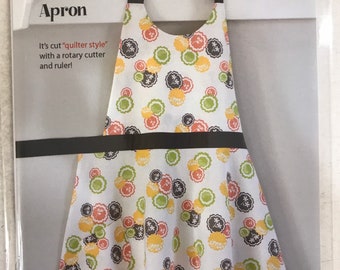 Farmhouse Apron Pattern by Cabbage Rose - Etsy