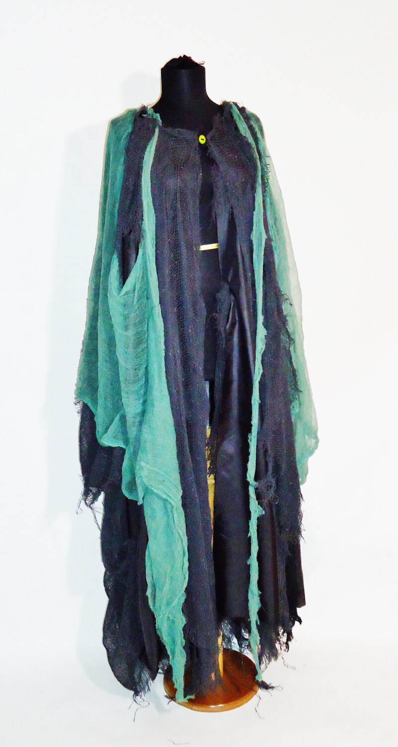 The Witch's Eye Cape - Etsy