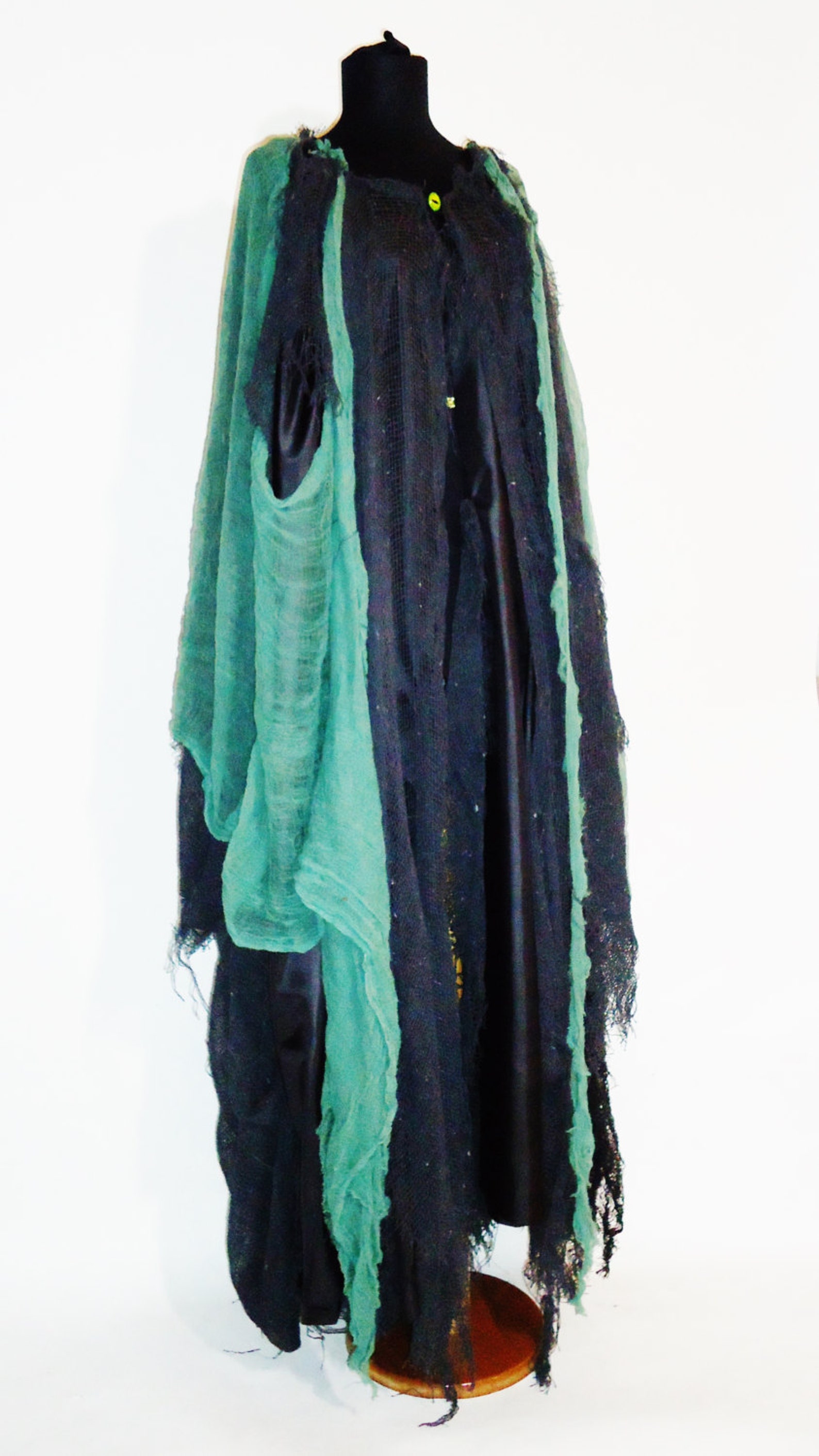 The Witch's Eye Cape - Etsy