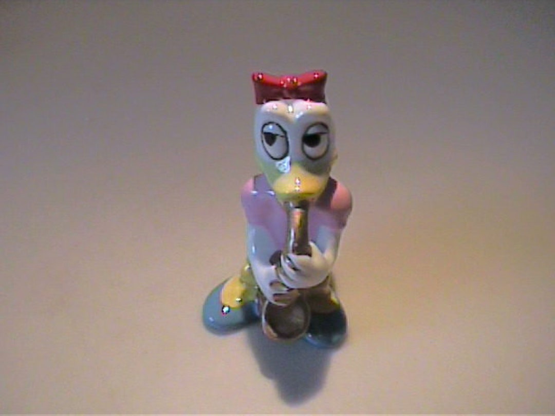 Vintage 1960's Ceramic Daisy Duck Playing a Horn Instrument Walt Disney ...