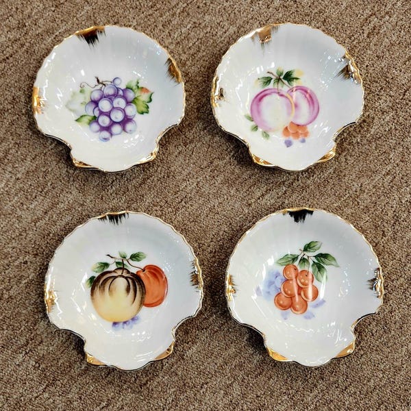 Scallop Shaped Dishes - Etsy