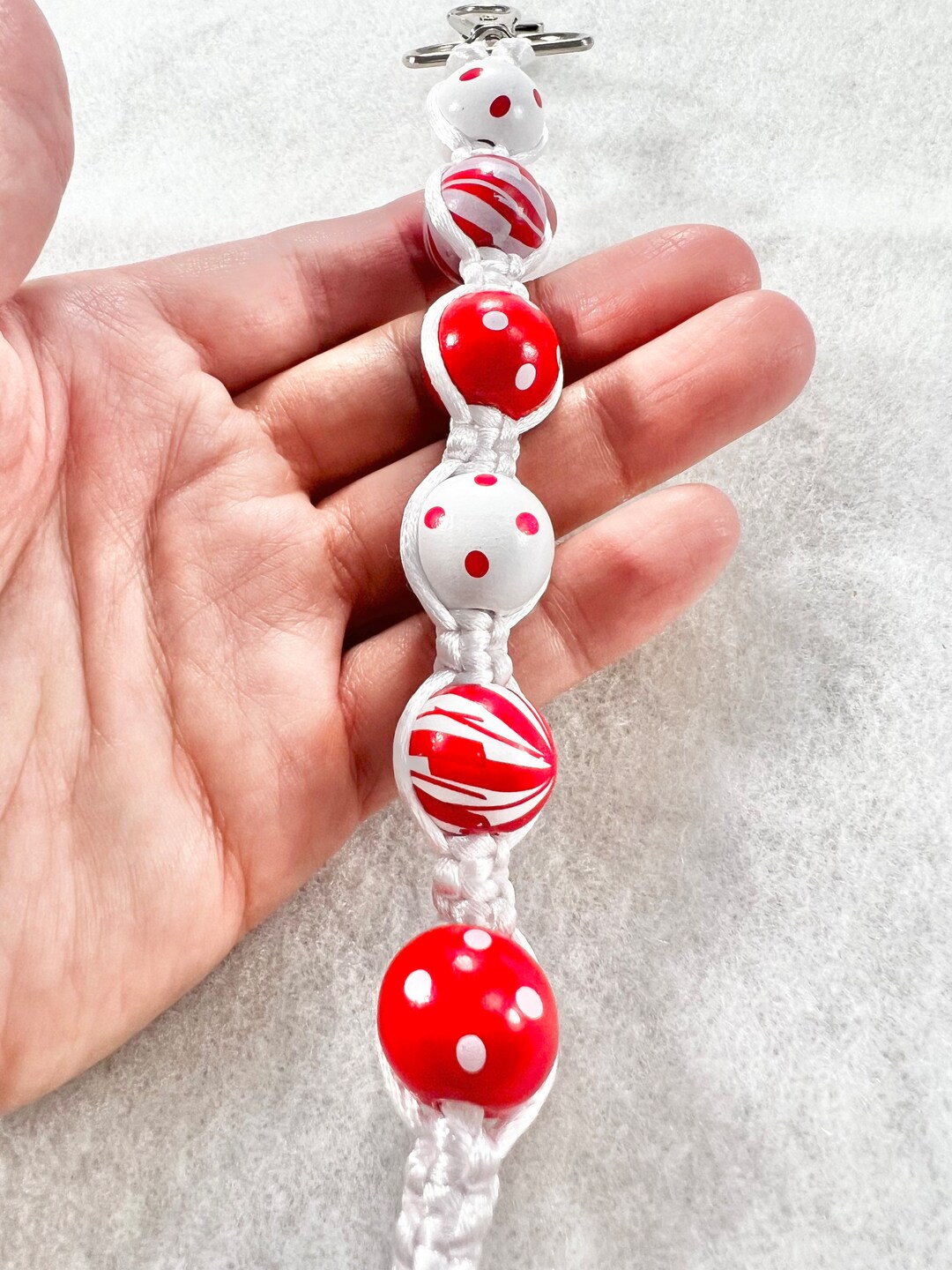 Handmade Peppermint Chunky Bead Keychain – Red & White Wooden Beads and ...