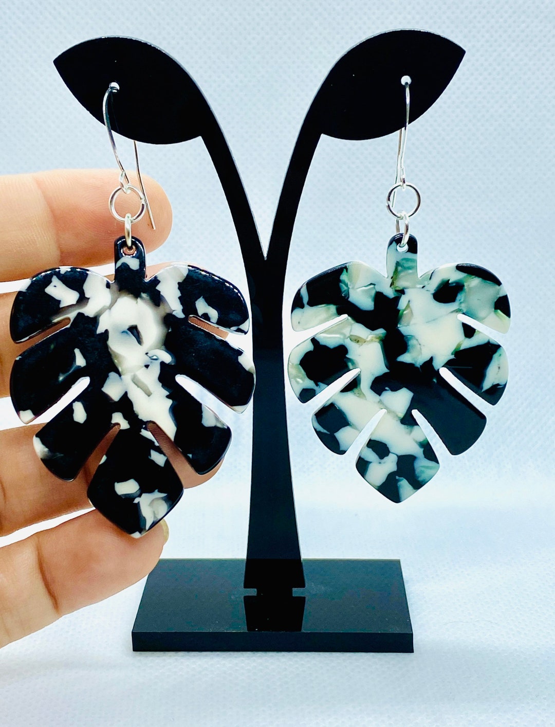 Tortoise Shell Monstera Leaf Dangle Earrings: Silver Ear Wires - Etsy