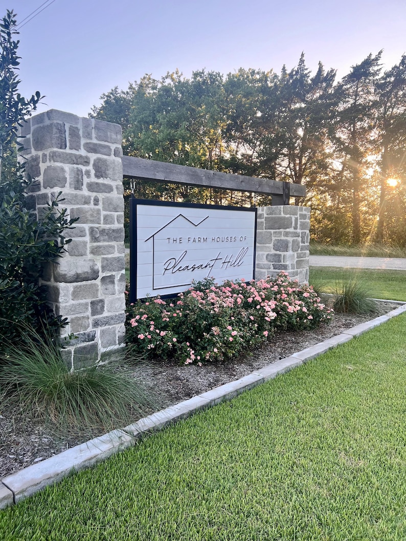 Neighborhood Community Signs | Custom Subdivision & Development Name ...