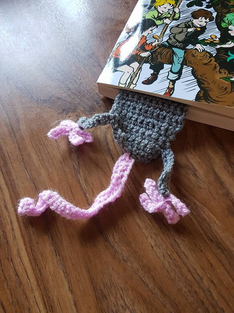 Rat Squished Bookmark Animal bookmark Animal Book worm | Etsy