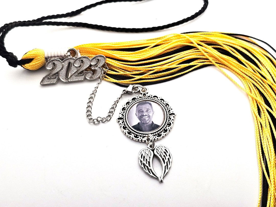 Tassel Charm for Graduation Cap, Class of 2025 Graduation Pinning, Cap ...
