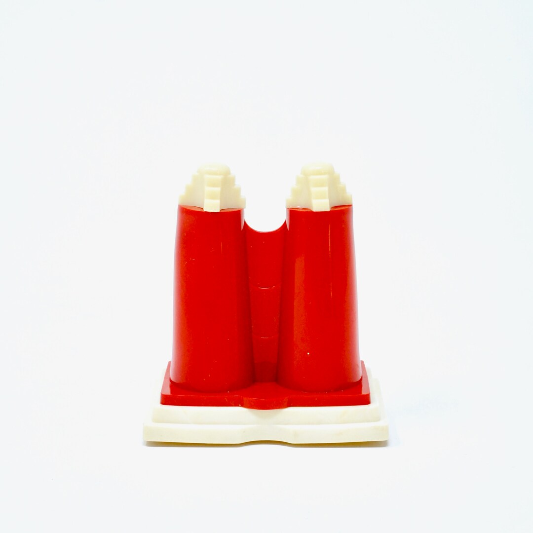 Vintage Deco Salt and Pepper Shakers RARE 1930s 1940s Push Button ...