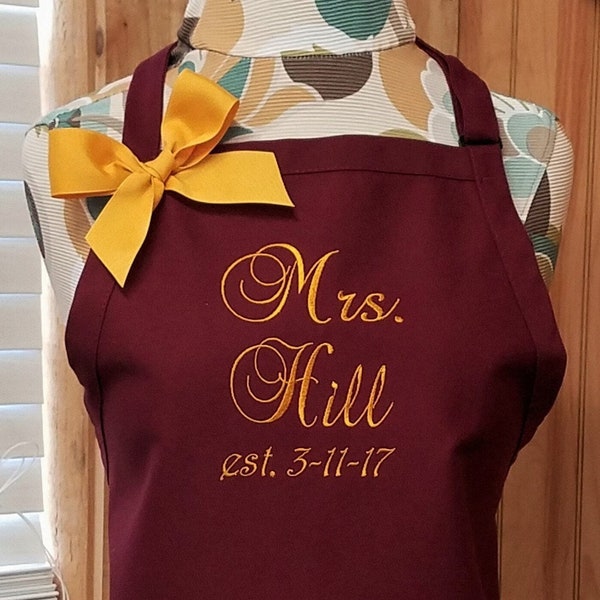 Monogrammed Aprons - Etsy