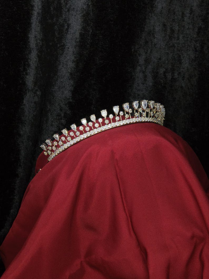 Minimalist Bridal Tiara, Floating Pear Zirconia Crown - Etsy