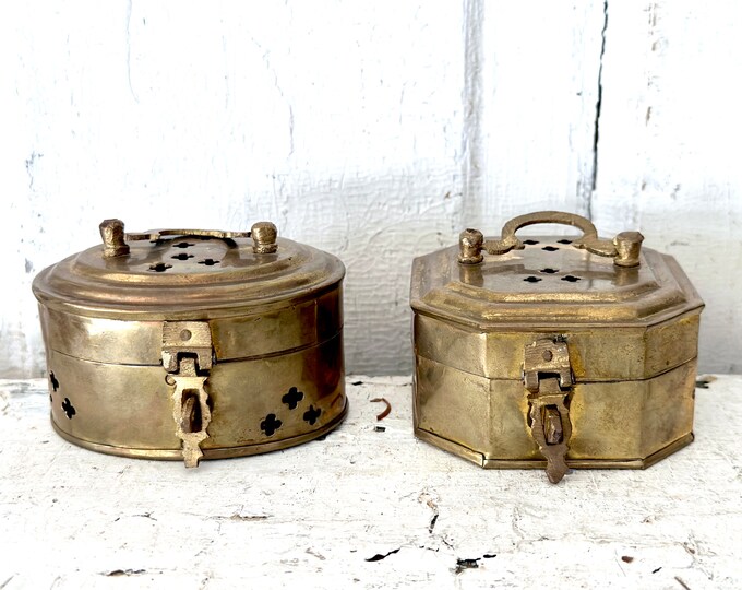 Vintage Brass Cricket Box/trinket Box Container Hinged Lid Aged Patina ...