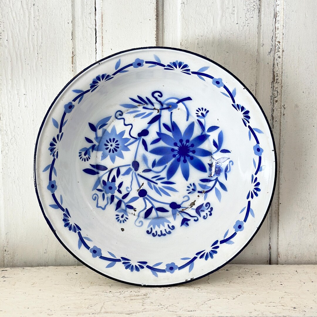 Vintage Extra Large Enamel Bowl Blue and White Large - Etsy