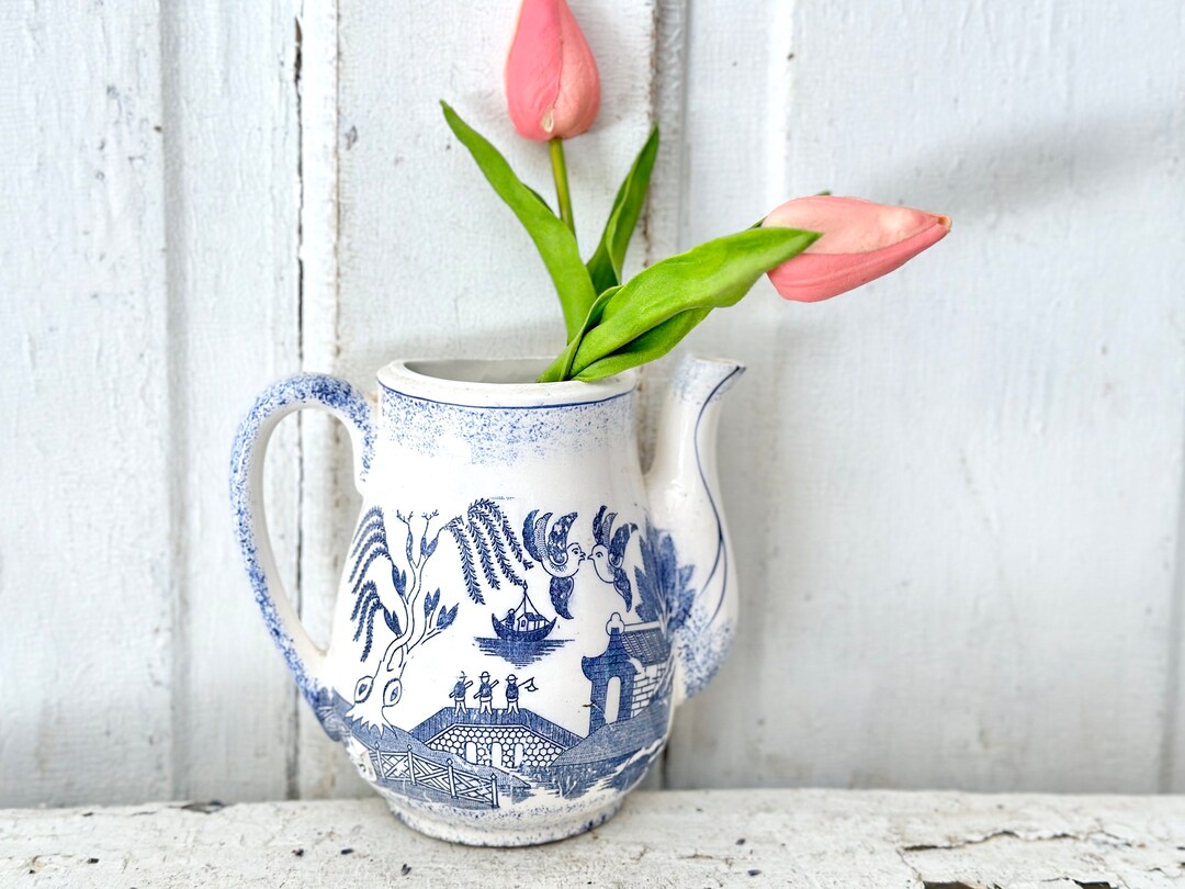 Vintage Blue Willow Teapot Wall Planter - Etsy