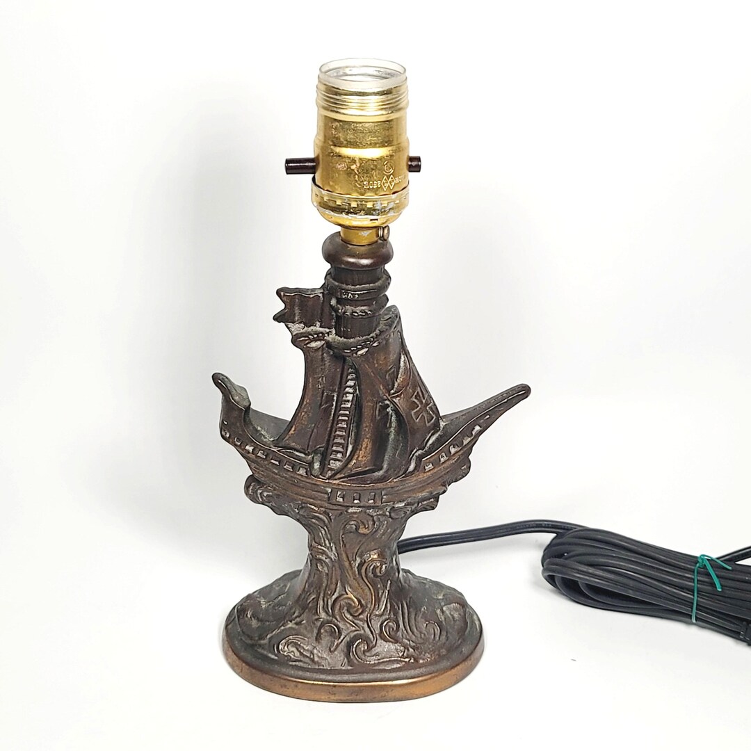 Vintage Cast Metal Galleon Sailing Ship Table Lamp Antiqued Coppertone ...