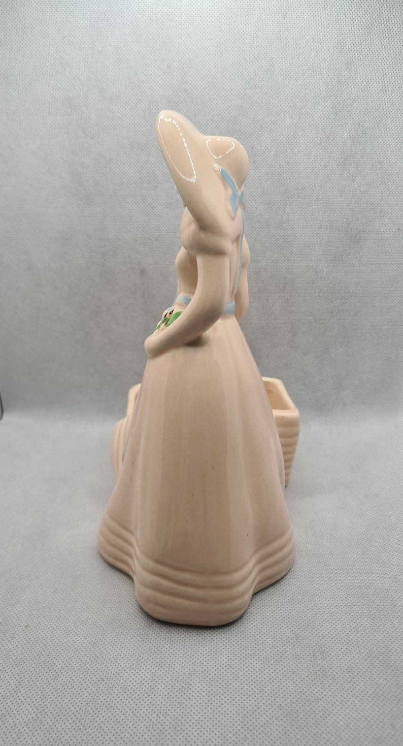 Vintage Hull Pottery 954 Southern Blue Bonnet Belle With Planter Basket ...