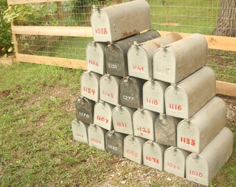 Vintage mailbox | Etsy