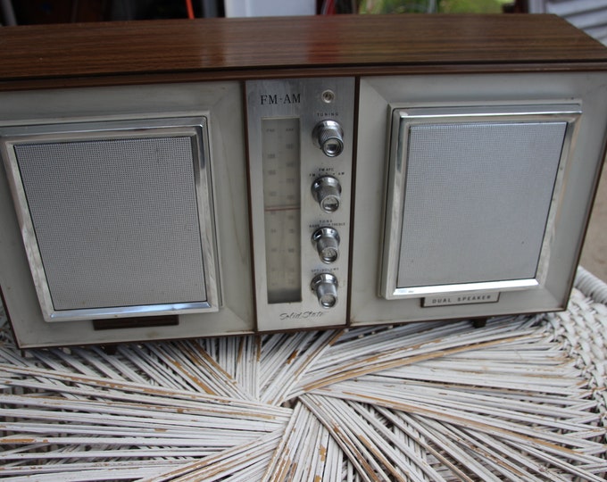 Vintage Panasonic Radio, Electric, FM-AM Radio, Dual Speakers, Radio ...