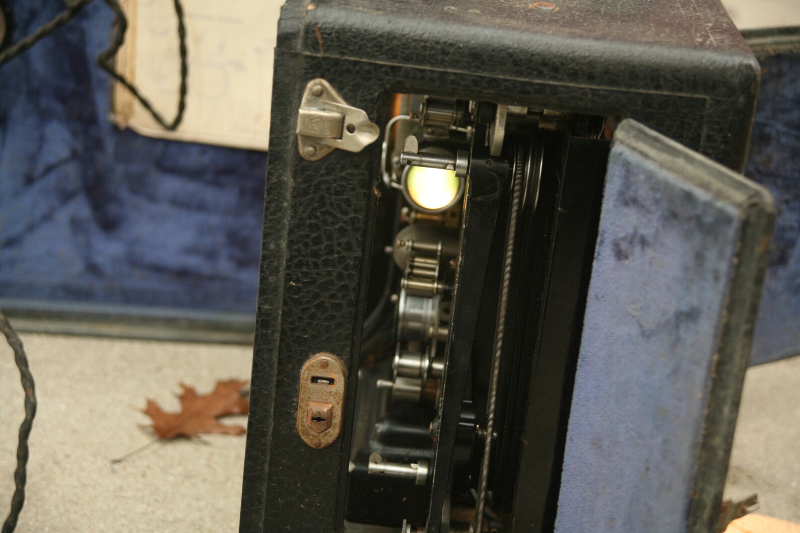 Working Vintage Devry Motion Picture Portable Projector With Amplifier ...