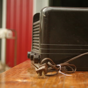 Working 1930s Delco Bakelite Art Deco Style Radio, Vintage Radio ...