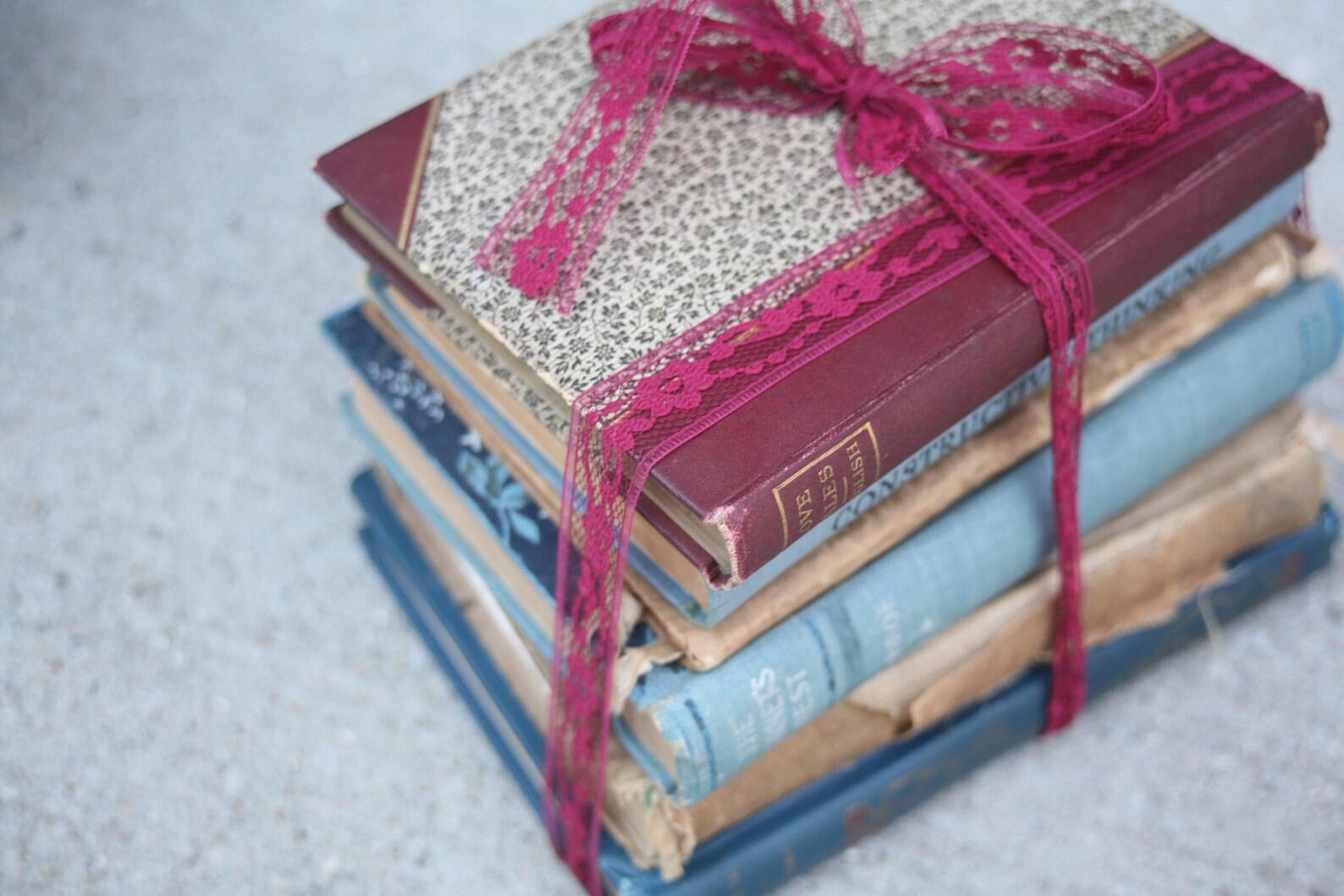 Set of 6 Mini Vintage Books Old Books Spring Books - Etsy