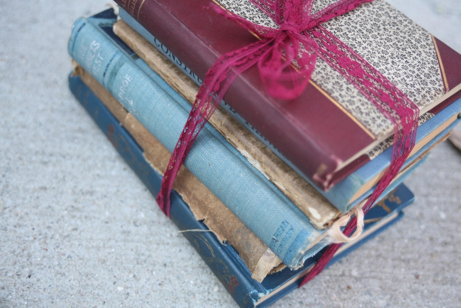 Set of 6 Mini Vintage Books Old Books Spring Books - Etsy