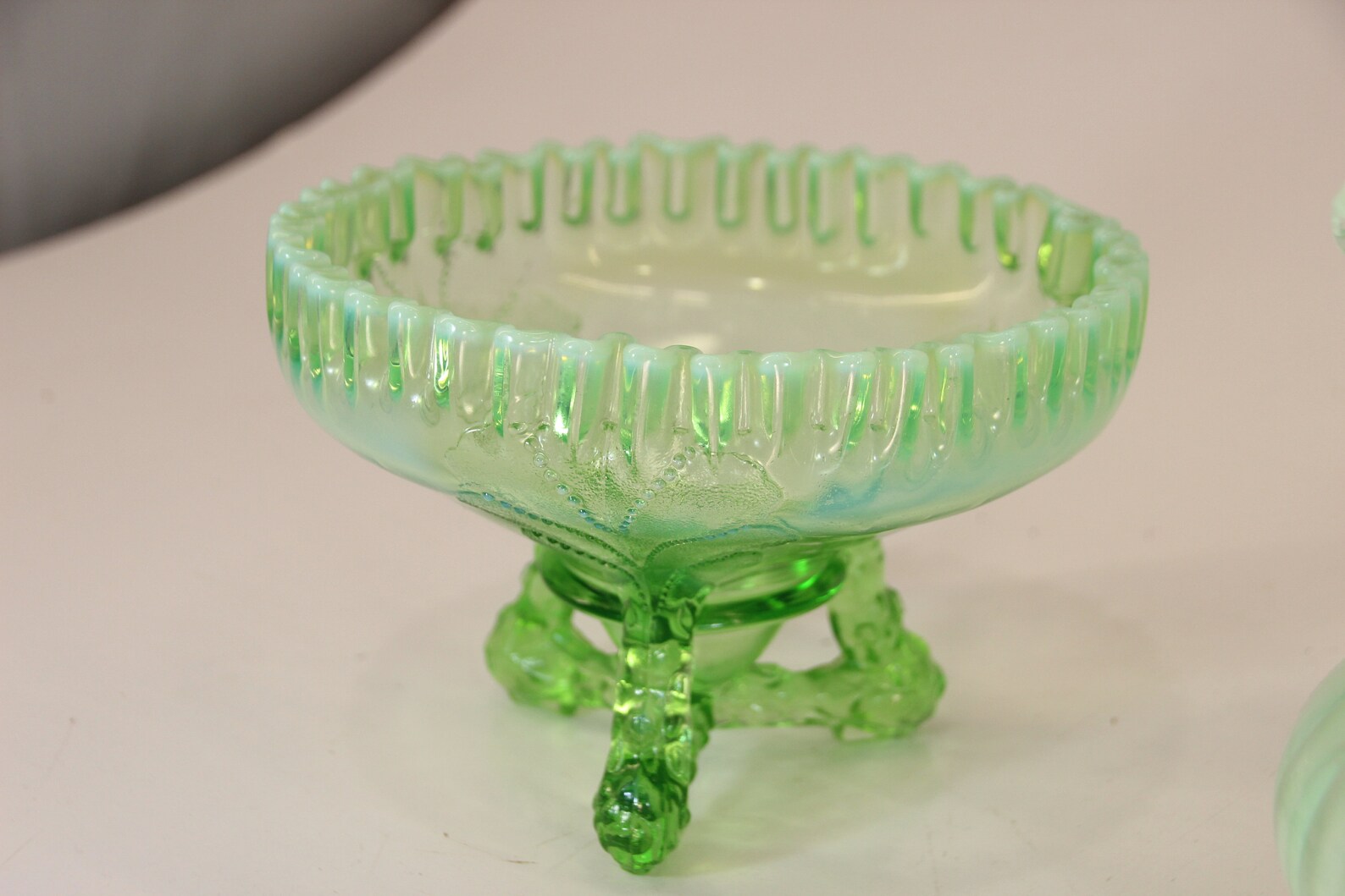 Set of 3 Fenton Art Glass Uranium Glass Opalescent Ruffled | Etsy