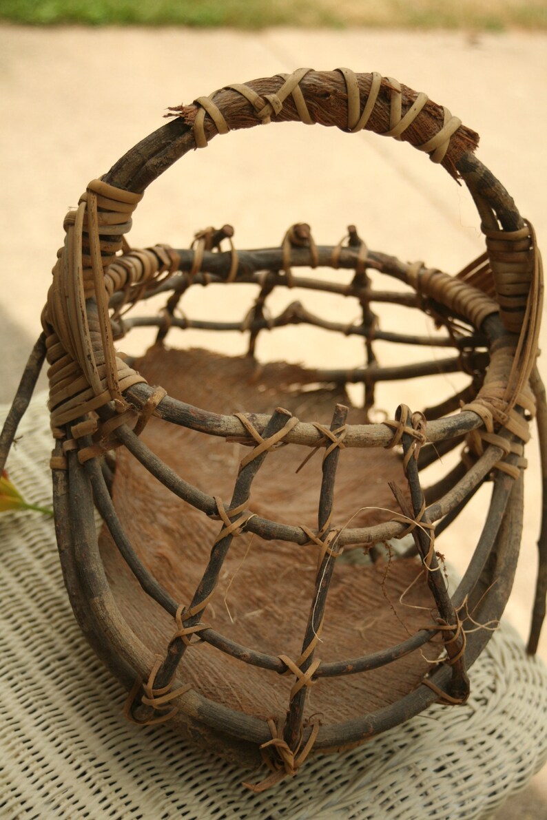 Vintage Rustic Twig Basket Coconut Husk Palm Stick - Etsy