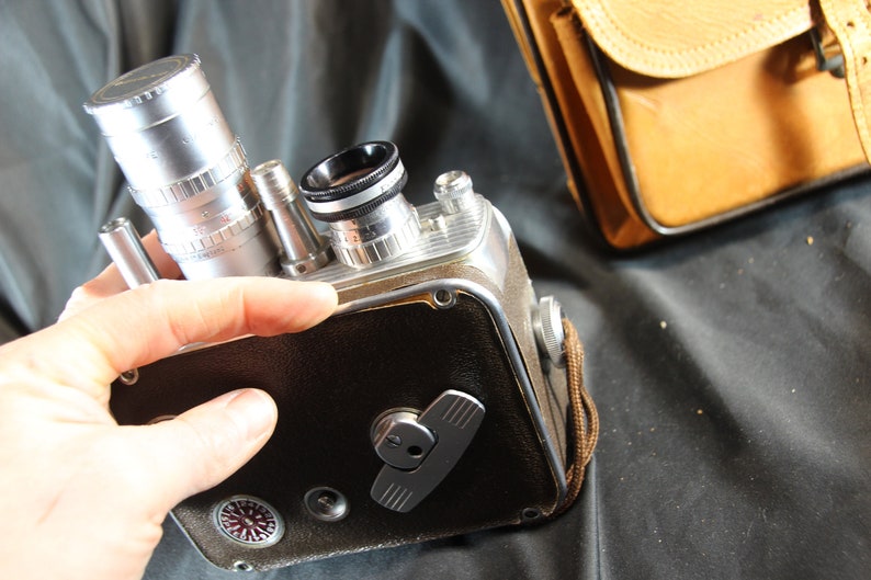 Vintage 1950's Bell and Howell Magazine Camera 172 - Etsy