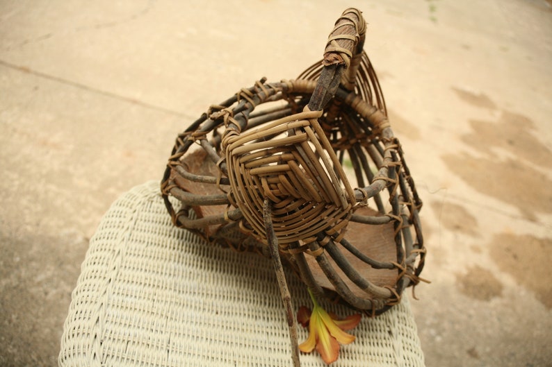 Vintage Rustic Twig Basket Coconut Husk Palm Stick - Etsy