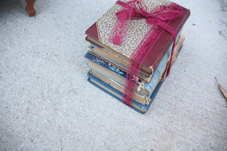 Set of 6 Mini Vintage Books Old Books Spring Books - Etsy