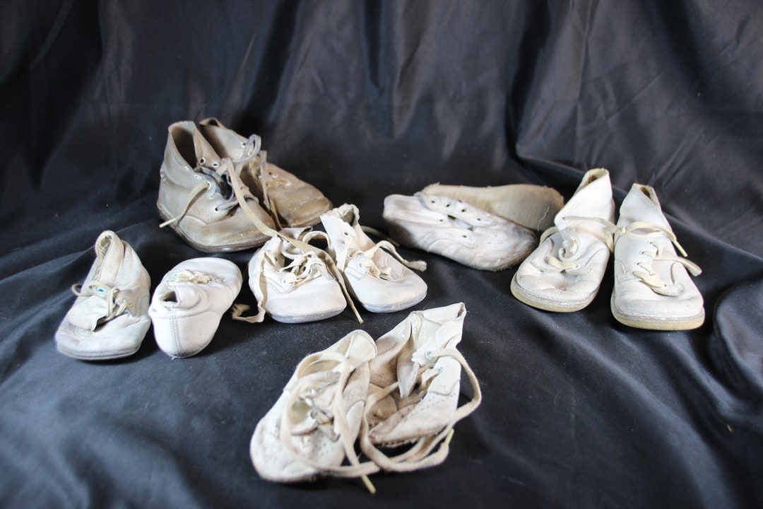 6, Pairs, Victorian 1930s to 1940s, Kid's Shoes, Leather Baby Booties ...