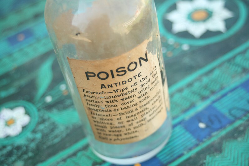 Glass Apothecary Poison Jar, Lab Supplies, Laboratory, Set Design ...