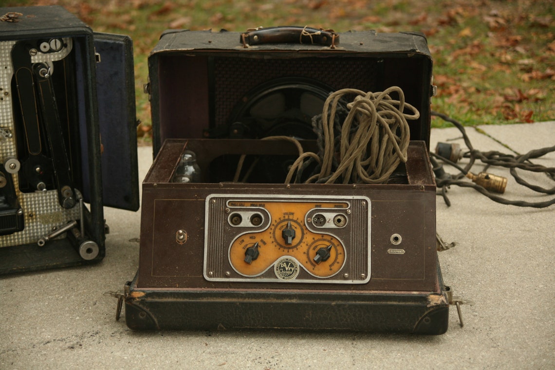 Working Vintage Devry Motion Picture Portable Projector With Amplifier ...