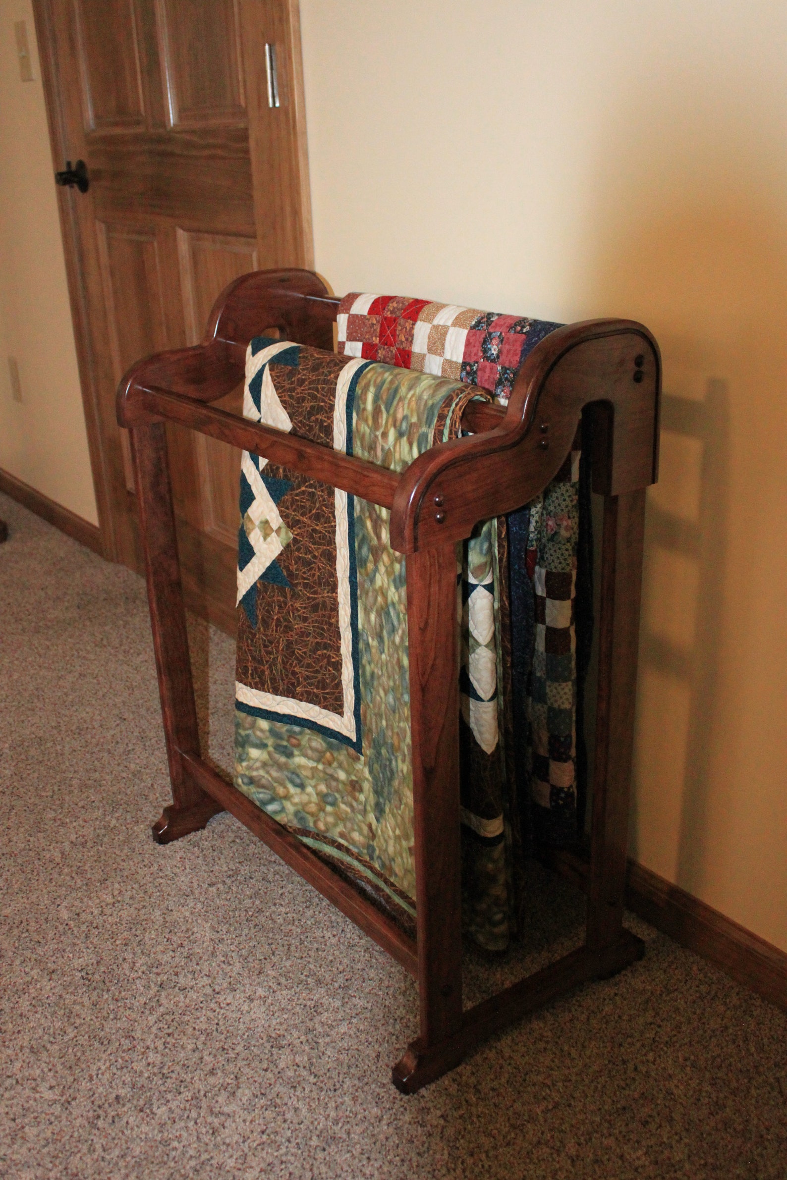 Tiered Cherry Quilt Rack, With #9 Red Mahogany Stain, 29 Other Colors ...