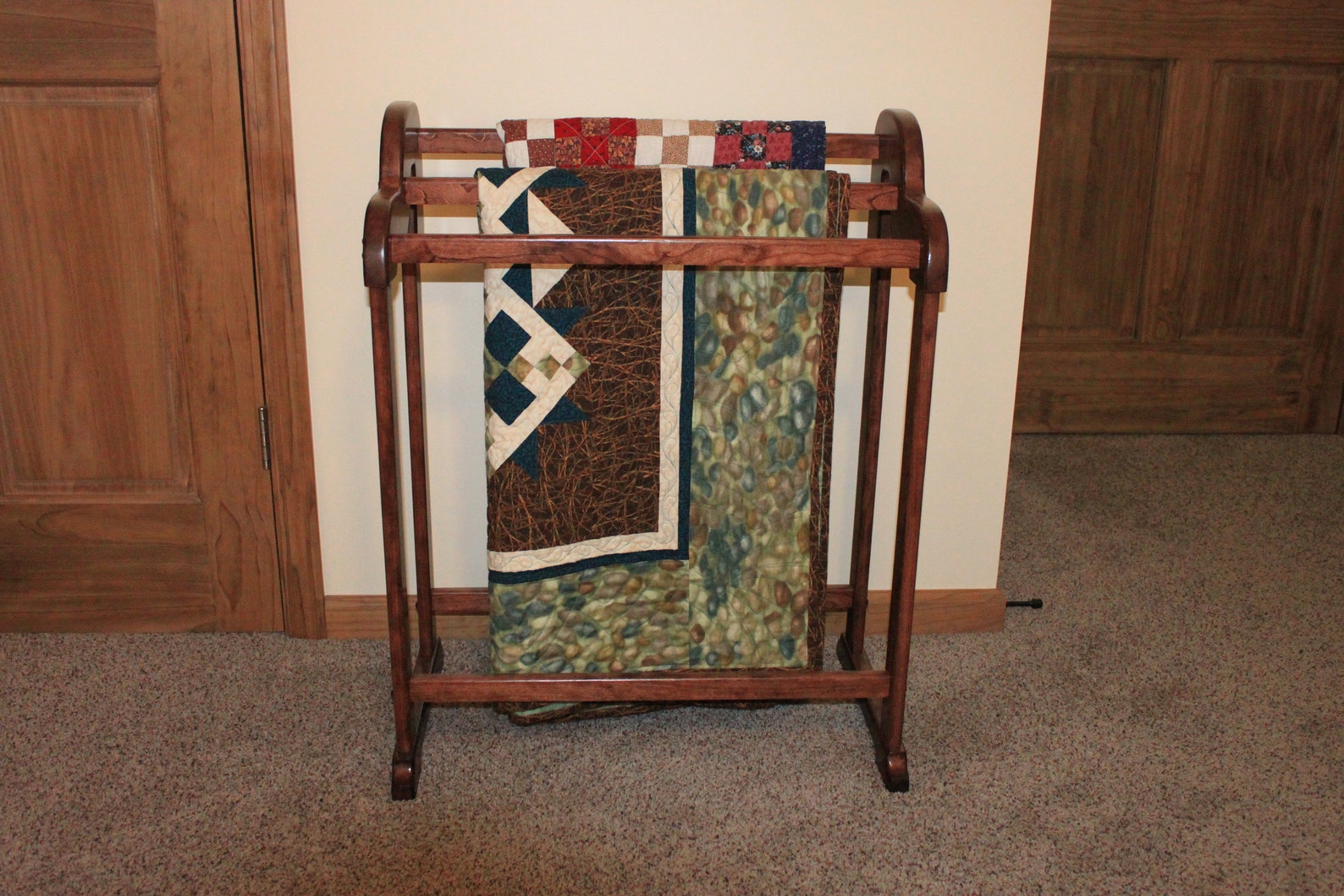 Tiered Cherry Quilt Rack With 9 Red Mahogany Stain 29 Other - Etsy