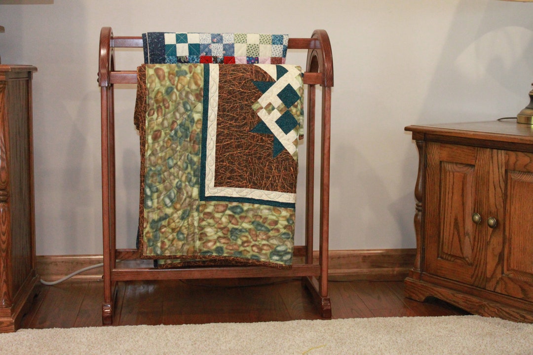 Cherry Quilt Rack, Shown With Red Oak Stain, Reddish Brown, 29 Colors ...