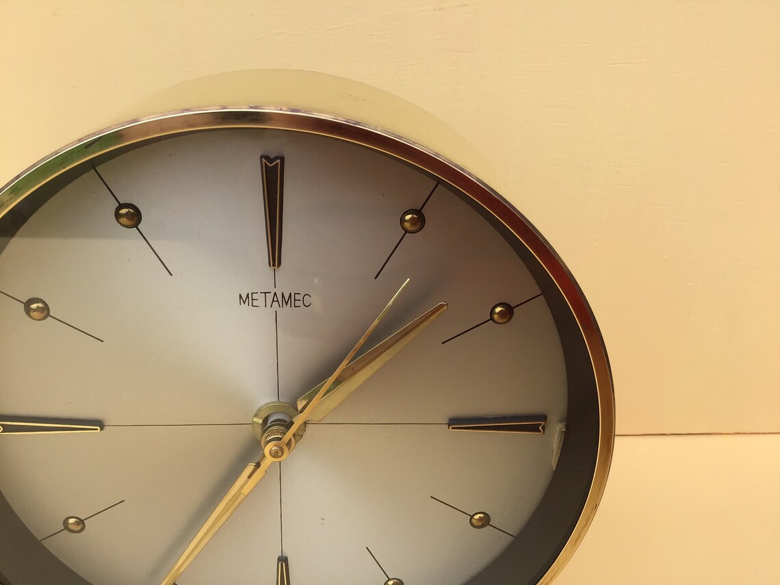 Metamec Vintage Clock Recycled Battery Mantle Shelf Clock - Etsy