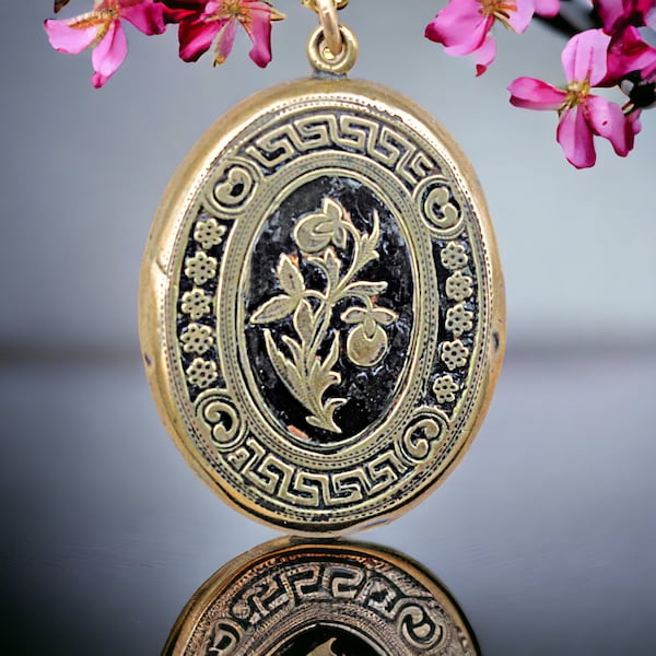 Key and Locket - Etsy