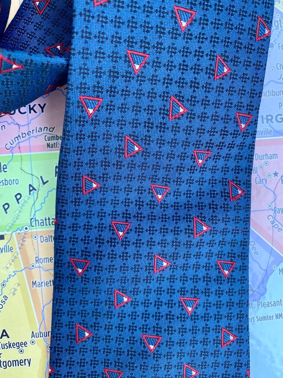 vintage triangle tie by wembley, mountain tie, go wes… - Gem