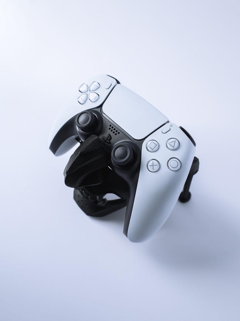 Ghost of Tsushima Sakai Mask PS5 Controller Stand | Samurai Gaming ...